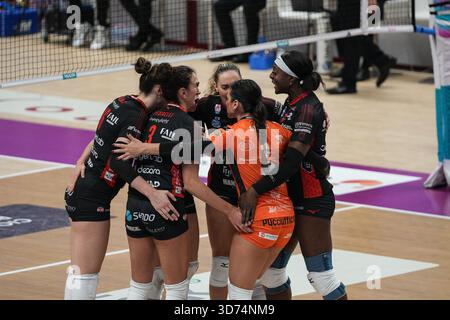 Line up (Bartoccini-Mc Restauri Perugia) during Igor Gorgonzola Novara ...