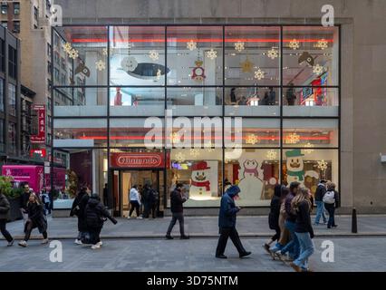 The Nintendo New York store in Rockefeller Center is a popular ...