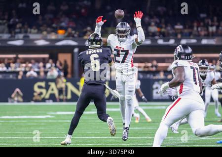 Atlanta Falcons linebacker James Pearce Jr. (27) reacts to a tackle on ...
