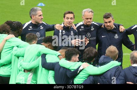 Union's head coach David Hubert pictured during a soccer game between ...
