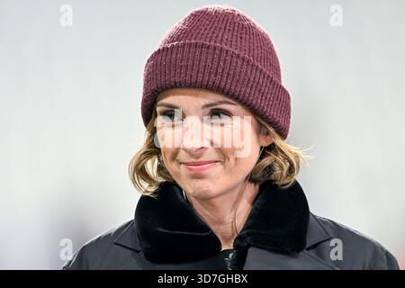 Isabelle Ithurburu on the TF1 tv set during the Quilter Nations Series ...