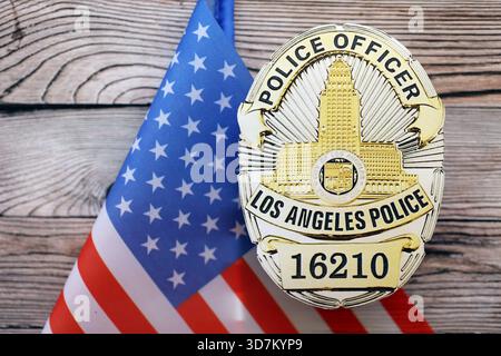 Los Angeles Police Department seal on a LAPD cop car Stock Photo - Alamy