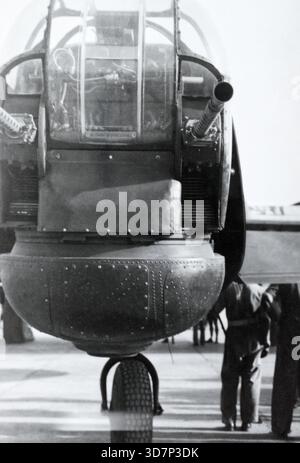 Tail gun turret of Avro Lancaster bomber in flight Stock Photo - Alamy