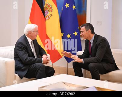 Madrid, Spain. 27th Nov, 2025. Maria del Monte attends the premiere of ...