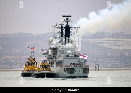 The Royal Navy (RN) Type 42 destroyer HMS Liverpool (D92 Stock Photo ...