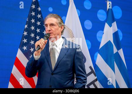 Interior Secretary Doug Burgum, right, tours the Lincoln Memorial ...