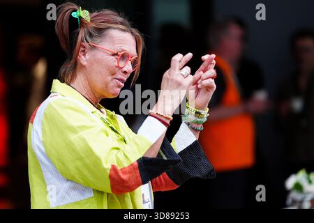 Cisca Wauman, Mother of LANDO NORRIS and family celebrate. Race Day at ...