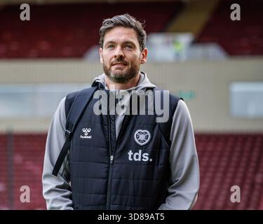 Heart of Midlothian goalkeeper Craig Gordon makes a save during the ...