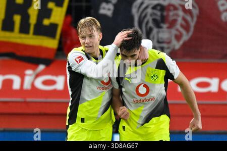 0:4 Goal, cheers, from left: scorer Deniz Undav, Nikolas Nartey, Josha ...