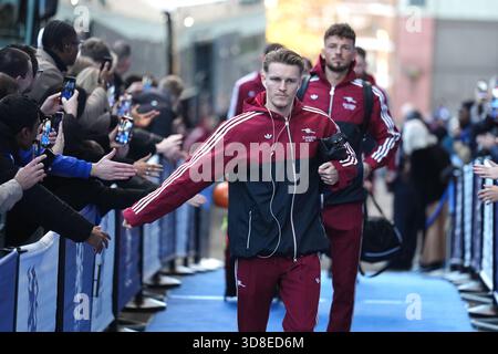 Arsenal's Martin Odegaard arrives ahead of the Carabao Cup semi-final ...