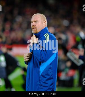 Sean Dyche, Nottingham Forest head coach during the Premier League ...