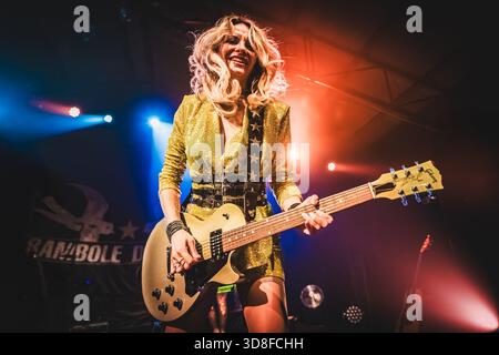Morgana Blue BAMBOLE DI PEZZA 76th Italian Song Festival of Sanremo 1st ...