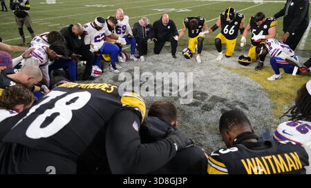 Pittsburgh, PA, USA. 30th Nov, 2025. James Cook III #4 during the ...