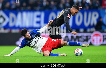 from left: Nicolas Capaldo (HSV Hamburg), Vincenzo Grifo Freiburg ...