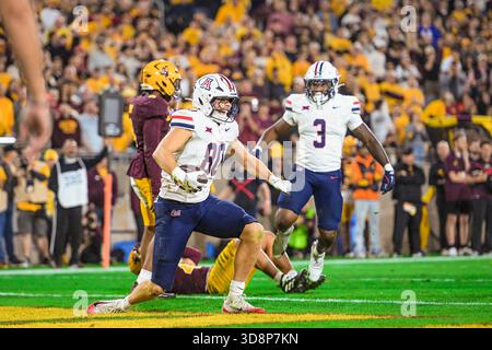 Arizona tight end Cameron Barmore (80) in the first half of an NCAA ...