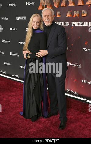 Suzy Amis Cameron mit Ehemann James Cameron bei der Weltpremiere des ...