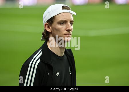 Anthony Gordon of Newcastle United arrives during the Premier League ...