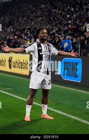 Lois Openda of Juventus FC celebrates after scoring a goal during the ...