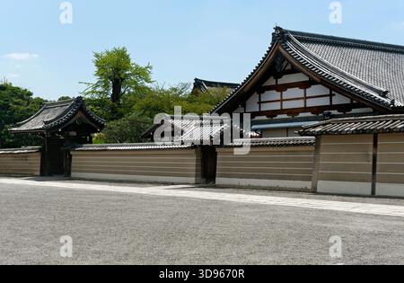 Toji Temple (東寺) Hombo (本坊) Abbot’s Quarters behind an earthen wall on ...