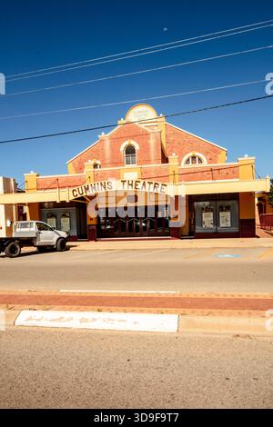 The historic Cummins Theatre - Merredin, town in Western Australia ...