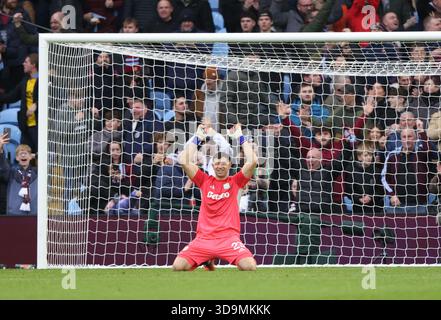 Emiliano Martinez (AV) at the Aston Villa v Nottingham Forest EPL match ...