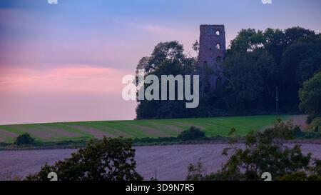 Tower Folly - Emsworth - Racton Monument 19 February 1990 Picture by ...