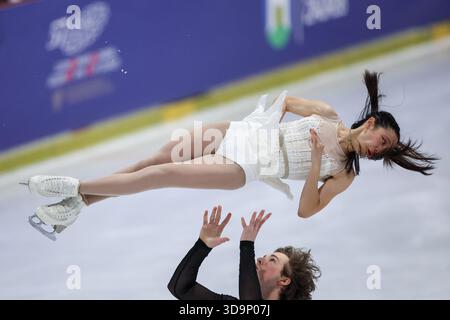 Chelsea Liu and Ryan Bedard compete during the pairs short program at ...