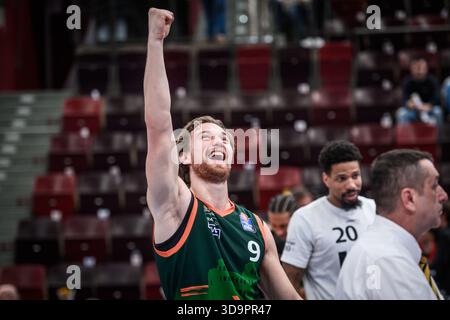 Marco Hollersbacher (VET-CONCEPT Gladiators Trier, #09) - Joy ...