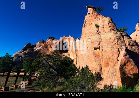 Window Rock (Tségháhoodzání), Arizona, United States. Window Rock is a ...