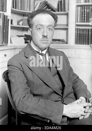 Portrait of French physicist Louis de Broglie, 1954 Stock Photo - Alamy
