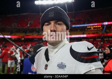 Houston Texans quarterback Graham Mertz participates in the NFL ...