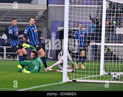 Joao Pedro of Chelsea scores to make it 2-2 during the Premier League ...