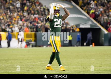 December 20, 2025: Chicago Bears Devin Duvernay (12) runs with the ball ...