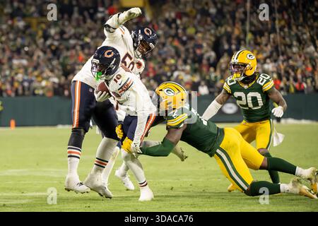 December 20, 2025: Chicago Bears Devin Duvernay (12) runs with the ball ...