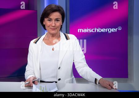 Sandra MAISCHBERGER, host, Portrait, portrait, portrait, cropped ...