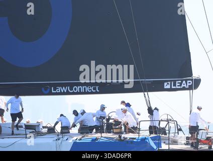 14 December 2025, Australia, Sydney: The scene of an attack with ...
