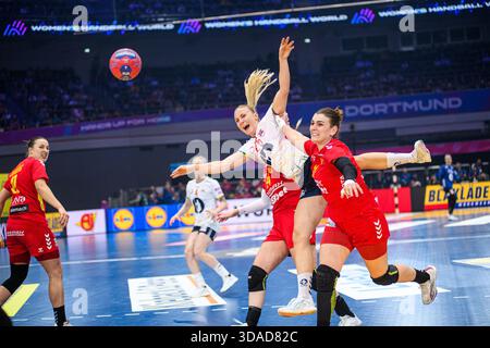 DORTMUND, GERMANY - 9 DECEMBER, 2025: Reistad Henny Ella - Women's ...