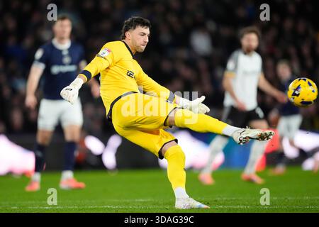 Millwall goalkeeper Max Crocombe during the Sky Bet Championship match ...