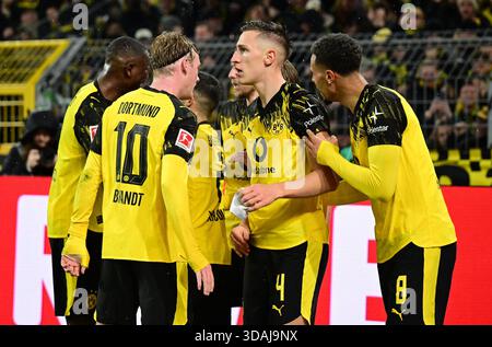 from left: Nico Schlotterbeck, Julian Brandt, Mathias Pereira Lage (St ...