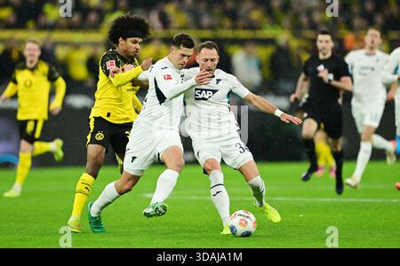 from left: Karim-David Adeyemi, Nathaniel Brown (Frankfurt) Frankfurt ...
