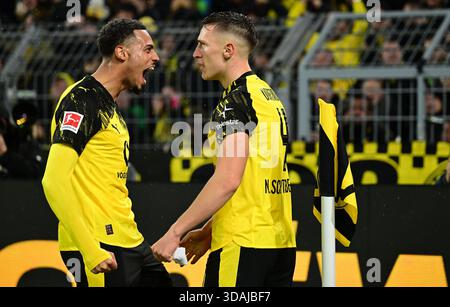 Celebration on the left: Felix Nmecha, Aleksandar Pavlovic (Germany ...