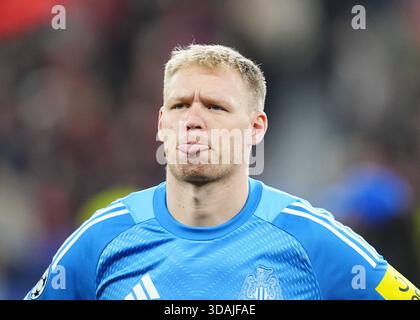 Aaron Ramsdale Of Newcastle United looks dejected during the Premier ...