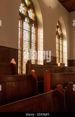 Empty wooden church pews, no people Stock Photo - Alamy