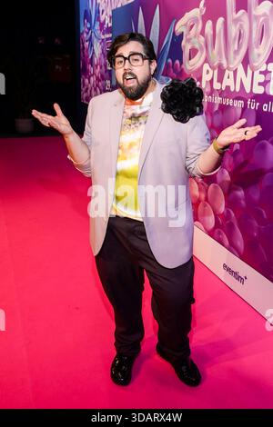 Steven Preisner bei der Deutschland Premiere von Kinky Boots im ...