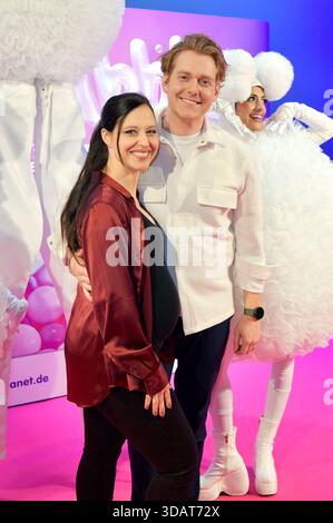 Johannes Heinrichs, Nadja Jo Klapper, Caterina Pogorzelski, Steven ...