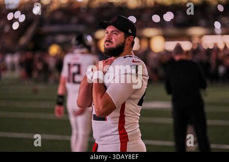 Atlanta Falcons long snapper Liam McCullough (49) celebrates a field ...