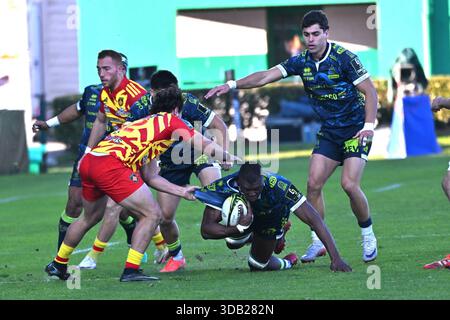 Alessandro Izekor (BENETTON RUGBY Stock Photo - Alamy