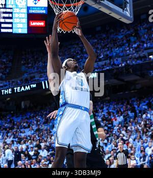 North Carolina forward Caleb Wilson (8) shoots a jumper during the ...