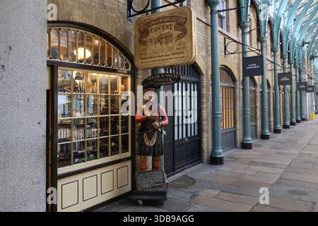Exterior of Segar & Snuff Parlour Tobacco shop Covent Garden London UK ...