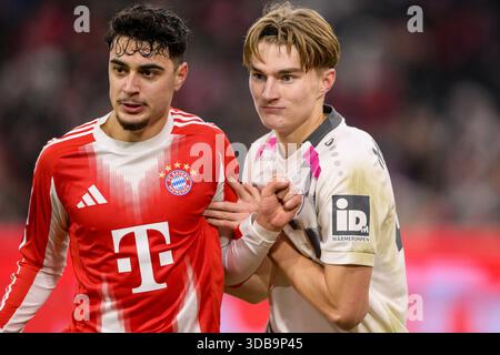 from left Aleksandar Pavlovic (Bayern), Nicolas Seiwald Leipzig ...